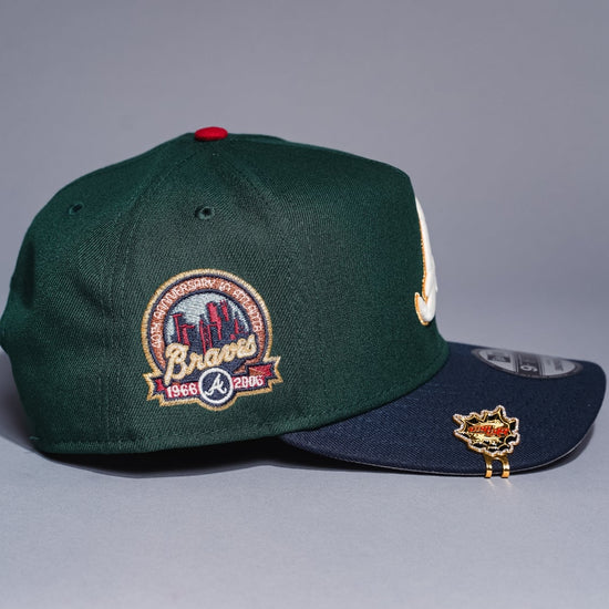 NEW ERA 9FIFTY A-FRAME FOREST GREEN/NAVY ATLANTA BRAVES SNAPBACK W/ AN