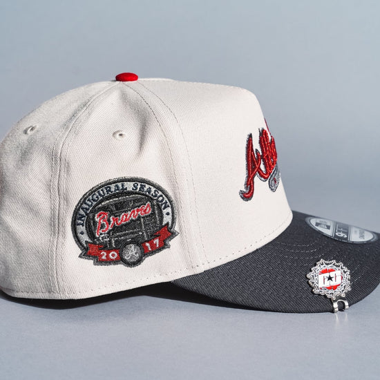 NEW ERA 9FIFTY A-FRAME SMOKE GREY ATLANTA BRAVES SCRIPT SNAPBACK W/ 20
